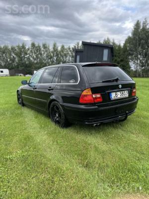 Melns BMW 320 2003 Rīga, ar dzinēja tilpumu 2.20 L un nobraukumu 370 tūkst. km par 850 €, foto 5 vietnē AUTOMOTO.COM.LV