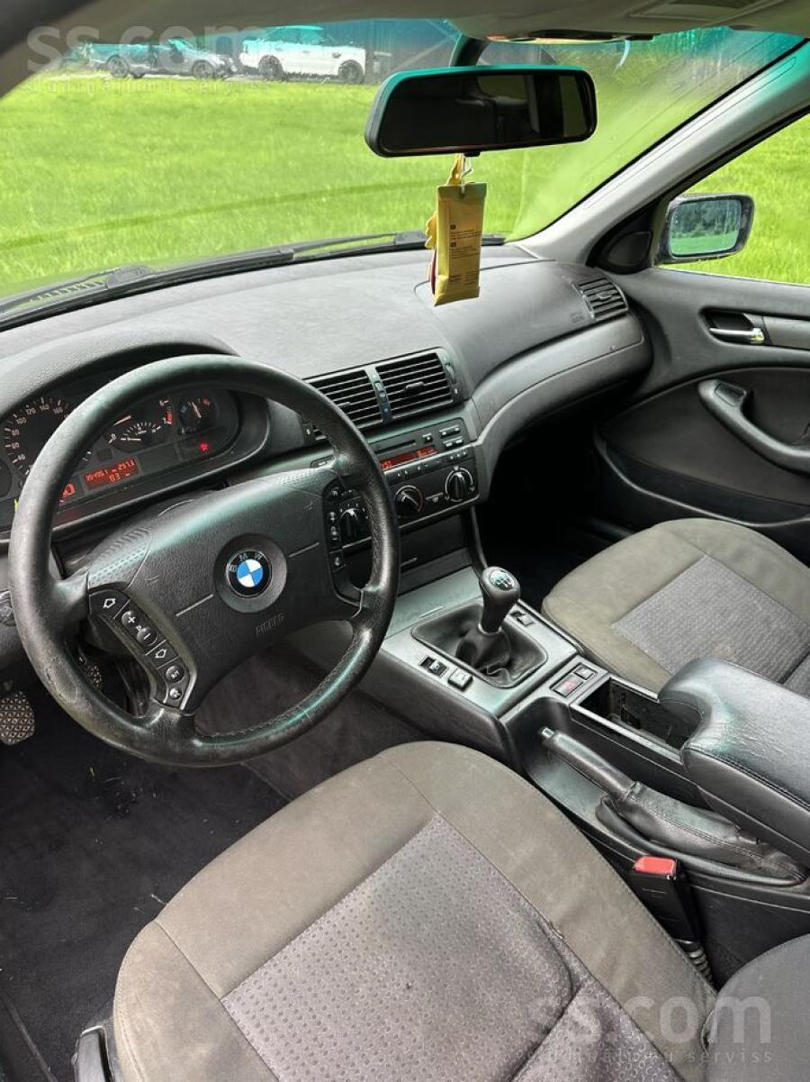 Melns BMW 320 2003 Rīga, ar dzinēja tilpumu 2.20 L un nobraukumu 370 tūkst. km par 850 €, foto 9 vietnē AUTOMOTO.COM.LV