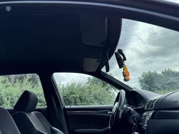 Black BMW 320 2003 in Vilnius, with an engine capacity of 2.00 L and mileage of 400 thousand km for 900 €, photo 9 on AUTOMOTO.COM.LV