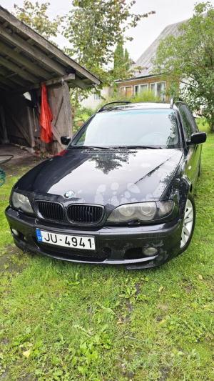 Black BMW 320 2003 in Riga, with an engine capacity of 2.00 L and mileage of 405 thousand km for 2200 €, photo  on AUTOMOTO.COM.LV