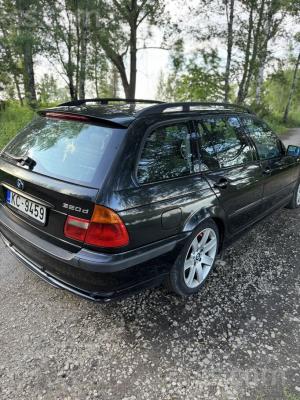 Melns BMW 320 2004 Rīga, ar dzinēja tilpumu 2.00 L un nobraukumu 396 tūkst. km par 1599 €, foto 2 vietnē AUTOMOTO.COM.LV