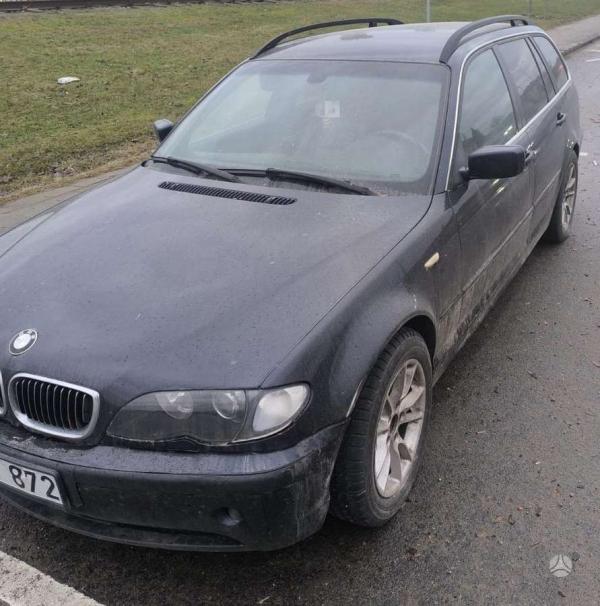 Melns BMW 320 2004 Panevēža, ar dzinēja tilpumu 2.00 L un nobraukumu 356 tūkst. km par 700 €, foto 2 vietnē AUTOMOTO.COM.LV