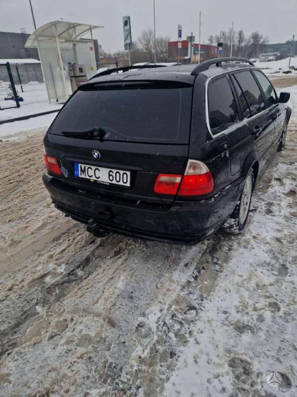Black BMW 320 2004 in Kaunas, with an engine capacity of 2.17 L and mileage of 287 thousand km for 1999 €, photo 5 on AUTOMOTO.COM.LV