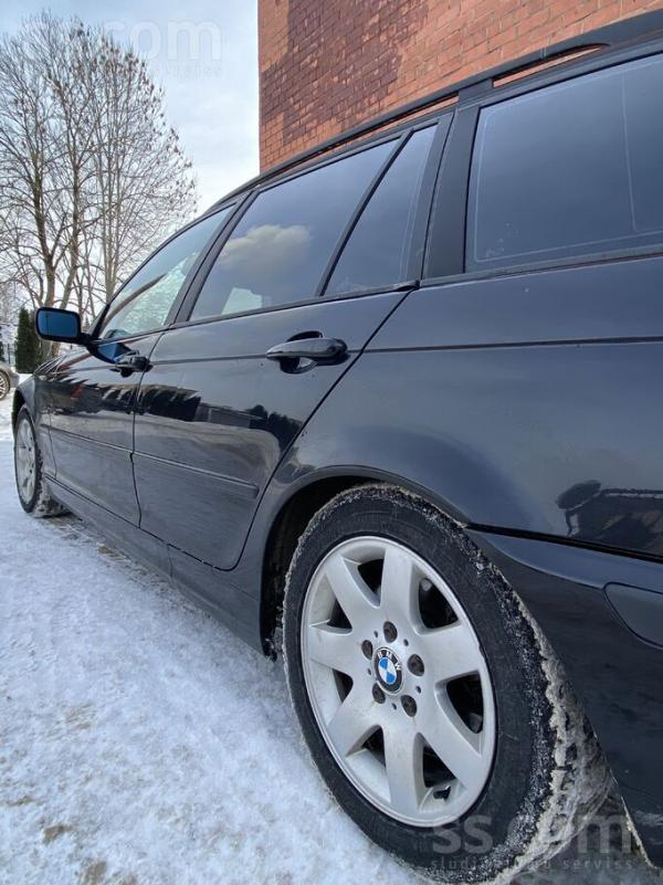 Melns BMW 320 2004 Alūksne, ar dzinēja tilpumu 2.00 L un nobraukumu 277 tūkst. km par 2490 €, foto 3 vietnē AUTOMOTO.COM.LV
