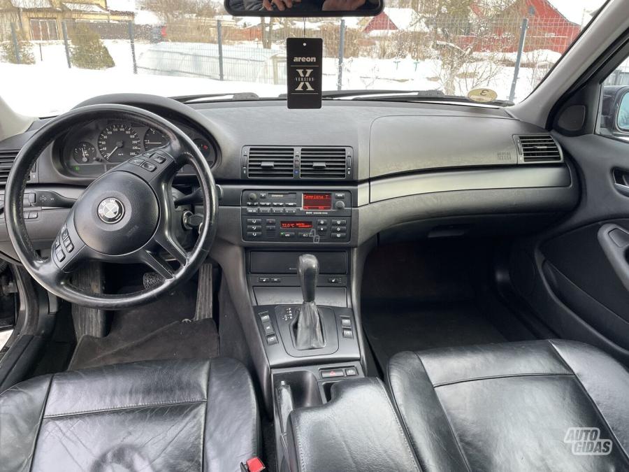 Black BMW 320 2004 in Jonava, with an engine capacity of 2.00 L and mileage of 307 thousand km for 1900 €, photo 10 on AUTOMOTO.COM.LV