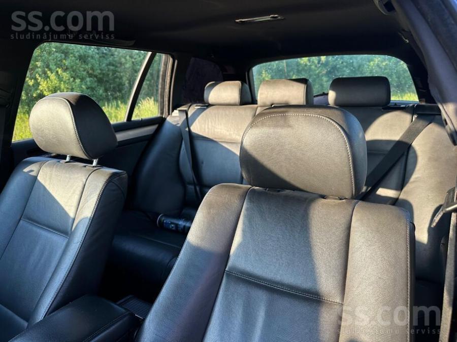 Black BMW 320 2004 in Gulbene, with an engine capacity of 2.00 L and mileage of 460 thousand km for 1290 €, photo 5 on AUTOMOTO.COM.LV
