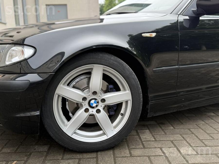Black BMW 320 2004 in Jelgava, with an engine capacity of 2.00 L and mileage of 298 thousand km for 3390 €, photo 9 on AUTOMOTO.COM.LV