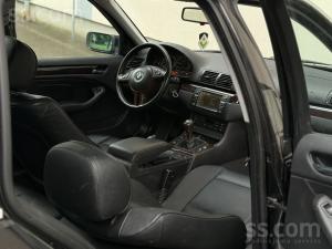Black BMW 320 2004 in Jelgava, with an engine capacity of 2.00 L and mileage of 298 thousand km for 3390 €, photo 11 on AUTOMOTO.COM.LV