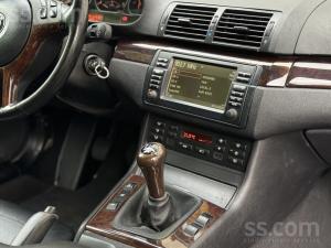 Black BMW 320 2004 in Jelgava, with an engine capacity of 2.00 L and mileage of 298 thousand km for 3390 €, photo 12 on AUTOMOTO.COM.LV