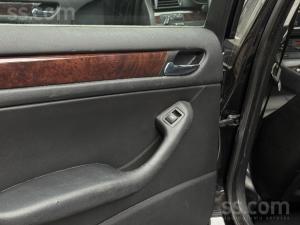 Black BMW 320 2004 in Jelgava, with an engine capacity of 2.00 L and mileage of 298 thousand km for 3390 €, photo 14 on AUTOMOTO.COM.LV