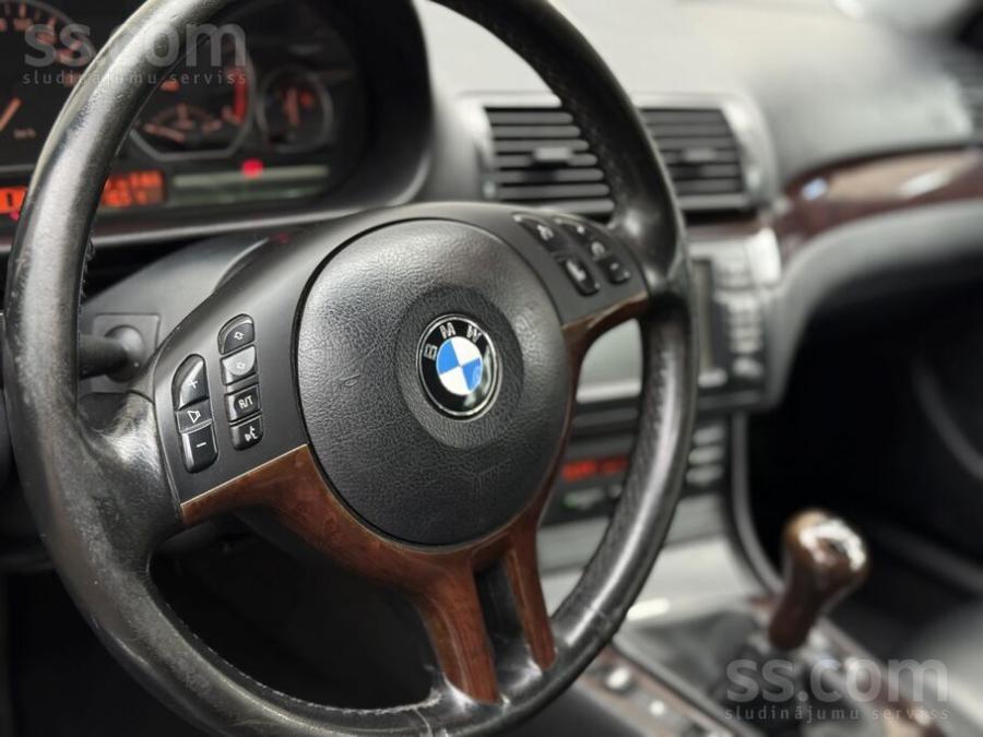 Black BMW 320 2004 in Jelgava, with an engine capacity of 2.00 L and mileage of 298 thousand km for 3390 €, photo 17 on AUTOMOTO.COM.LV