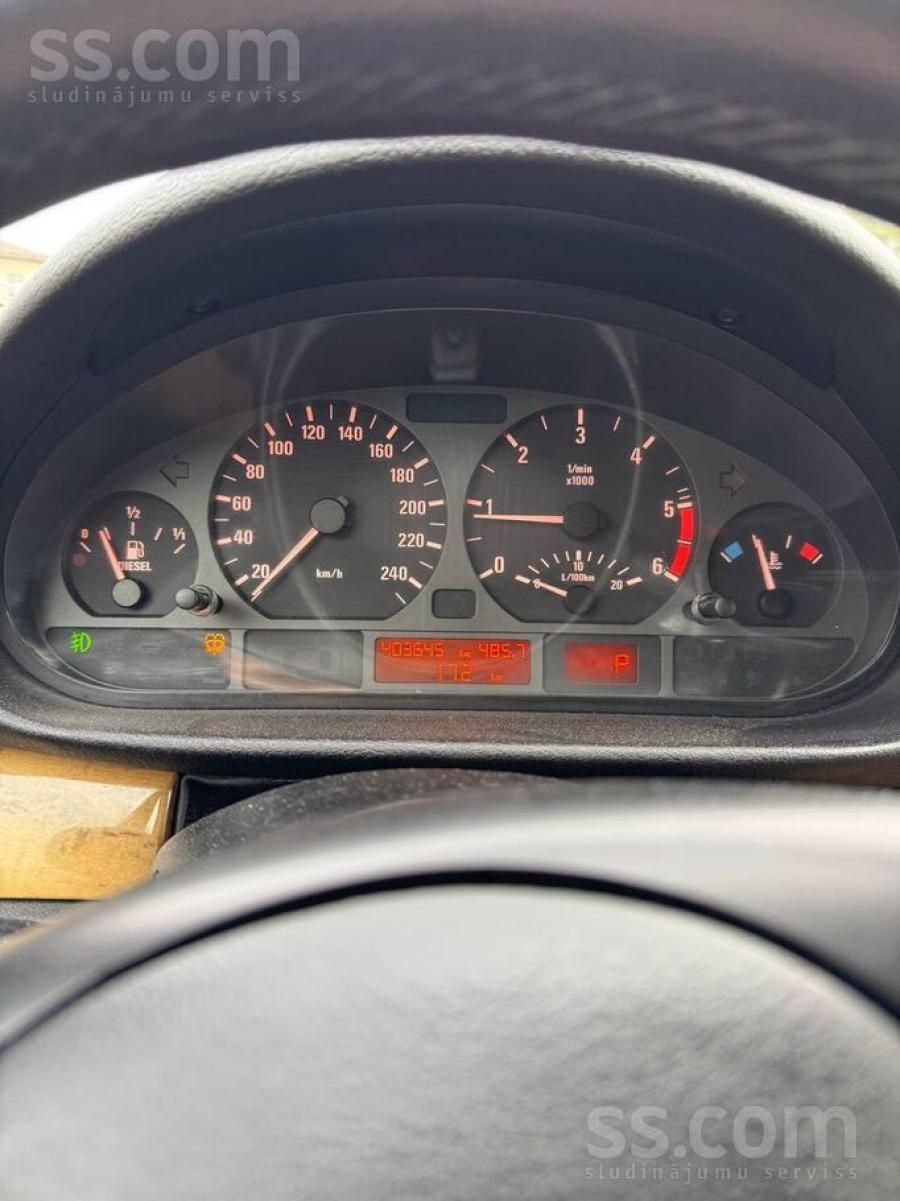 Melns BMW 320 2004 Jēkabpils, ar dzinēja tilpumu 2.00 L un nobraukumu 404 tūkst. km par 2250 €, foto 3 vietnē AUTOMOTO.COM.LV