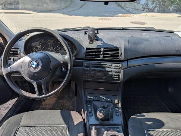 Melns BMW 320 2004 Viļņa, ar dzinēja tilpumu 2.00 L un nobraukumu 334 tūkst. km par 800 €, foto 9 vietnē AUTOMOTO.COM.LV