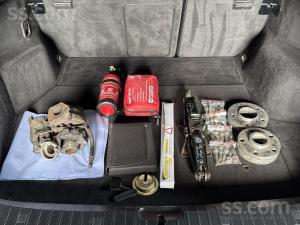 Melns BMW 320 2004 Jēkabpils, ar dzinēja tilpumu 2.00 L un nobraukumu 411 tūkst. km par 1250 €, foto 6 vietnē AUTOMOTO.COM.LV