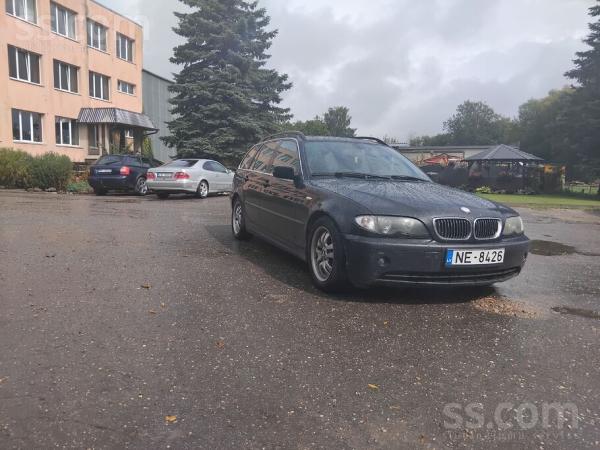 Black BMW 320 2004 in Jelgava, with an engine capacity of 2.00 L and mileage of 385 thousand km for 1100 €, photo 10 on AUTOMOTO.COM.LV