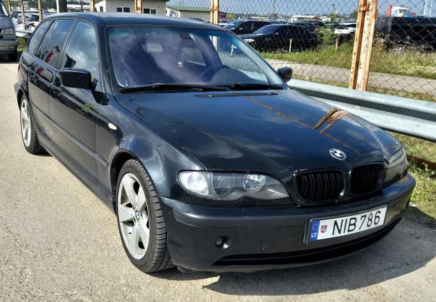 Black BMW 320 2004 in Vilnius, with an engine capacity of 2.00 L and mileage of 300 thousand km for 1250 €, photo 1 on AUTOMOTO.COM.LV