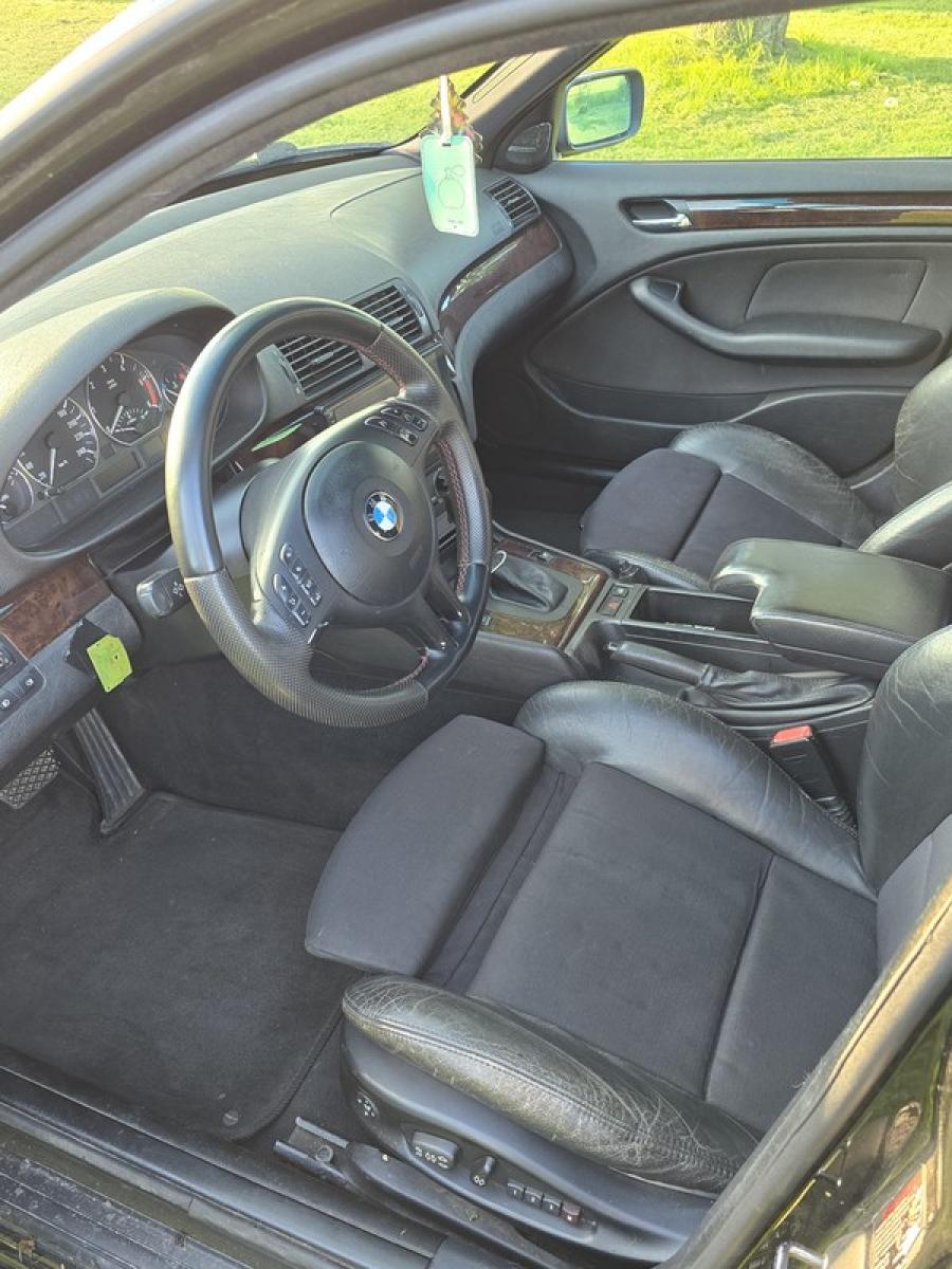 Black BMW 320 2004 in Rakvere, with an engine capacity of 0.00 L and mileage of 552 thousand km for 2550 €, photo 23 on AUTOMOTO.COM.LV