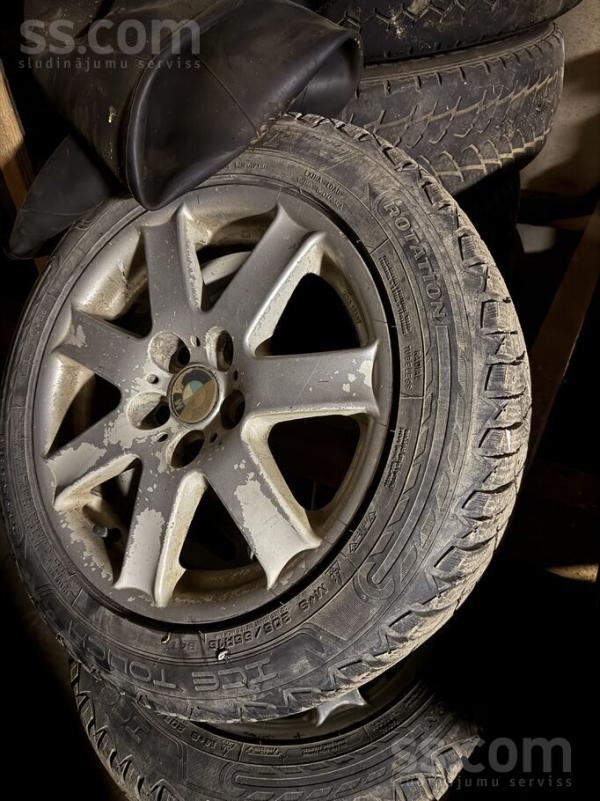 БМВ 320 2004 в Балви на AUTOMOTO.COM.LV Черный БМВ 320 2004 в Балви, объемом двигателя 2.00 л и пробегом 382 тыс. км за 1800 €, фото 11 на AUTOMOTO.COM.LV