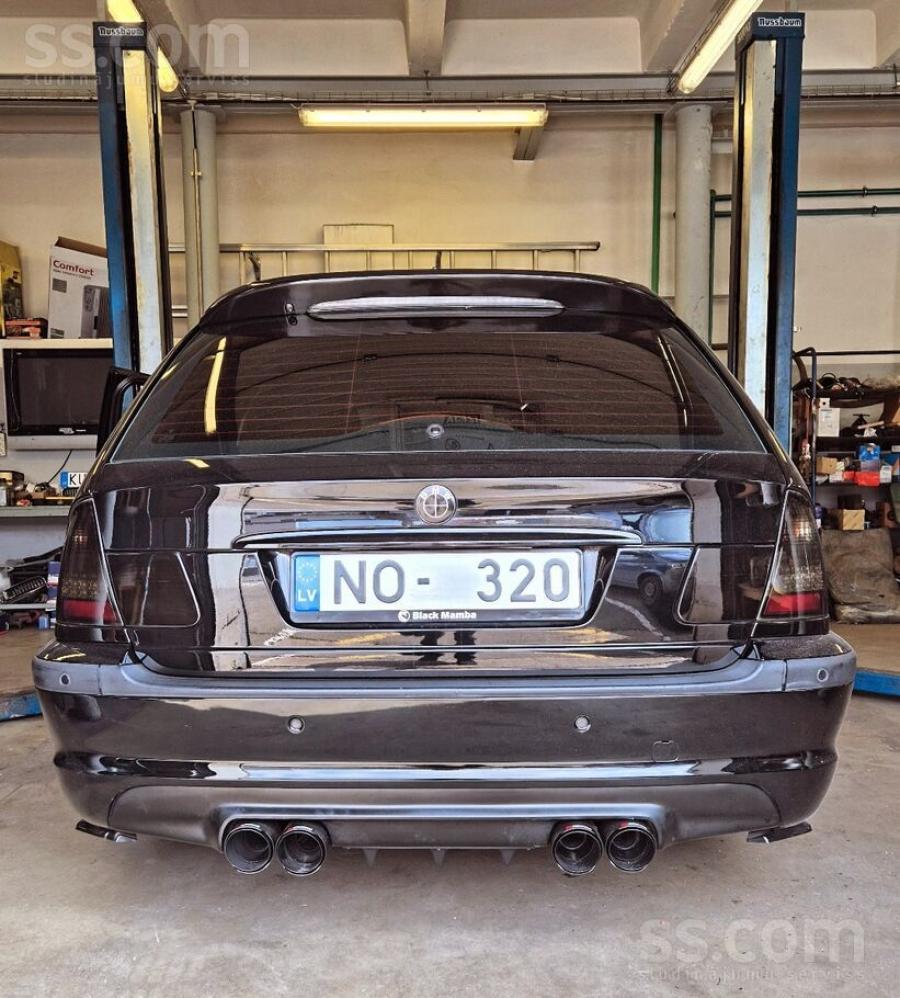 Black BMW 320 2005 in Riga, with an engine capacity of 2.00 L and mileage of 321 thousand km for 5500 €, photo 3 on AUTOMOTO.COM.LV