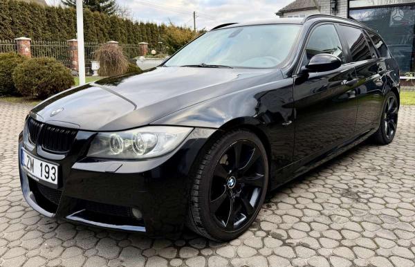 Melns BMW 320 2005 Kauņa, ar dzinēja tilpumu 0.00 L un nobraukumu 450 tūkst. km par 3250 €, foto 2 vietnē AUTOMOTO.COM.LV