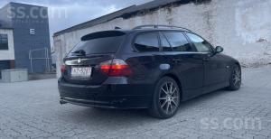 Melns BMW 320 2005 Rīga, ar dzinēja tilpumu 2.00 L un nobraukumu 366 tūkst. km par 3100 €, foto 4 vietnē AUTOMOTO.COM.LV