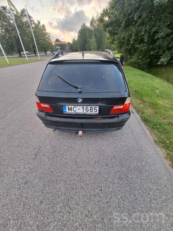 Black BMW 320 2005 in Liepaja, with an engine capacity of 2.00 L and mileage of 391 thousand km for 1700 €, photo 2 on AUTOMOTO.COM.LV