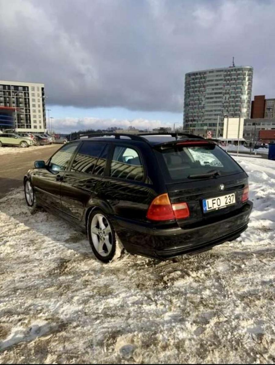 Melns BMW 320 2005 Viļņa, ar dzinēja tilpumu 2.00 L un nobraukumu 340 tūkst. km par 1550 €, foto 3 vietnē AUTOMOTO.COM.LV