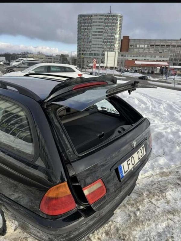 Black BMW 320 2005 in Vilnius, with an engine capacity of 2.00 L and mileage of 340 thousand km for 1550 €, photo 9 on AUTOMOTO.COM.LV