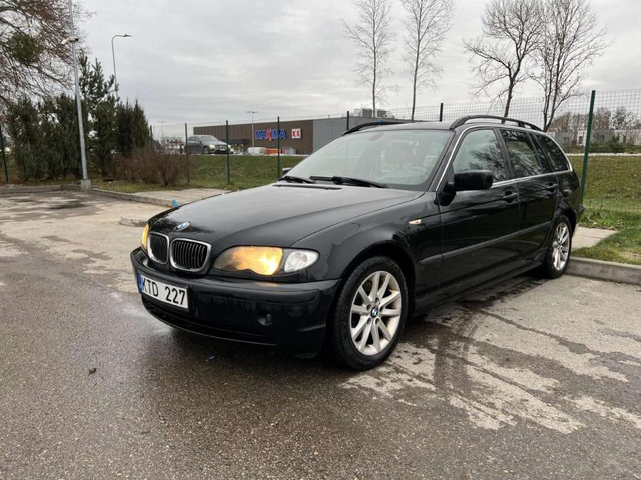 Black BMW 320 2005 in Kaunas, with an engine capacity of 2.00 L and mileage of 366 thousand km for 1300 €, photo 1 on AUTOMOTO.COM.LV