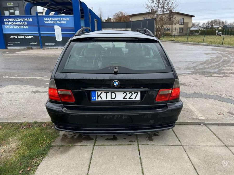 Black BMW 320 2005 in Kaunas, with an engine capacity of 2.00 L and mileage of 366 thousand km for 1300 €, photo 4 on AUTOMOTO.COM.LV