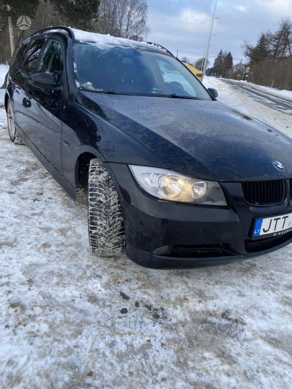 Melns BMW 320 2005 Kauņa, ar dzinēja tilpumu 2.00 L un nobraukumu 376 tūkst. km par 3000 €, foto 2 vietnē AUTOMOTO.COM.LV