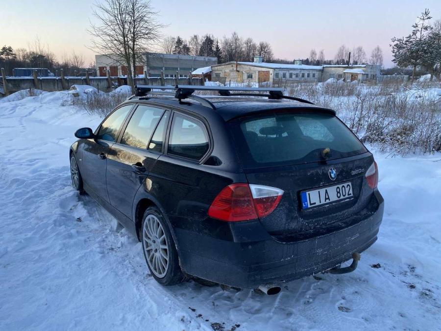 Melns BMW 320 2005 Viļņa, ar dzinēja tilpumu 2.00 L un nobraukumu 363 tūkst. km par 1650 €, foto 5 vietnē AUTOMOTO.COM.LV