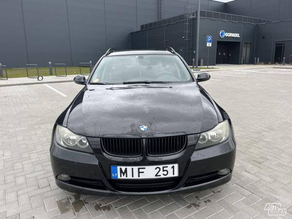 Melns BMW 320 2005 Alīta, ar dzinēja tilpumu 2.00 L un nobraukumu 310 tūkst. km par 3150 €, foto 2 vietnē AUTOMOTO.COM.LV