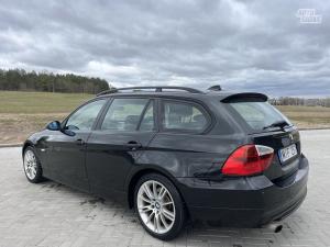 Melns BMW 320 2005 Alīta, ar dzinēja tilpumu 2.00 L un nobraukumu 310 tūkst. km par 3150 €, foto 13 vietnē AUTOMOTO.COM.LV