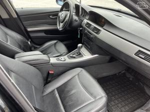 Melns BMW 320 2005 Alīta, ar dzinēja tilpumu 2.00 L un nobraukumu 310 tūkst. km par 3150 €, foto 16 vietnē AUTOMOTO.COM.LV