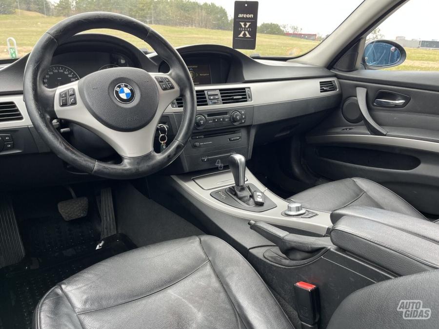 Melns BMW 320 2005 Alīta, ar dzinēja tilpumu 2.00 L un nobraukumu 310 tūkst. km par 3150 €, foto 17 vietnē AUTOMOTO.COM.LV