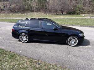 Black BMW 320 2005 in Vilnius, with an engine capacity of 2.00 L and mileage of 449 thousand km for 4400 €, photo 6 on AUTOMOTO.COM.LV