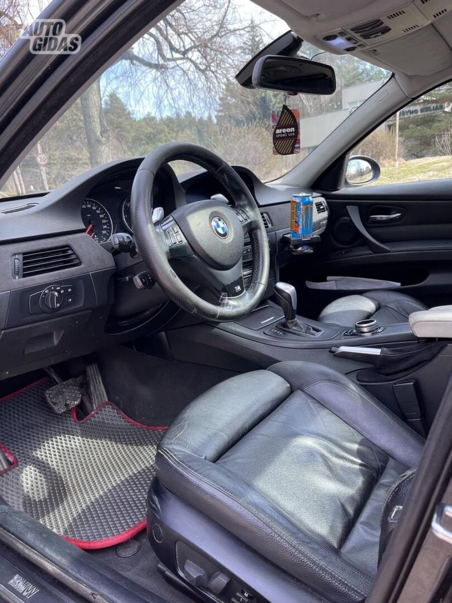 Black BMW 320 2005 in Vilnius, with an engine capacity of 2.00 L and mileage of 449 thousand km for 4400 €, photo 8 on AUTOMOTO.COM.LV