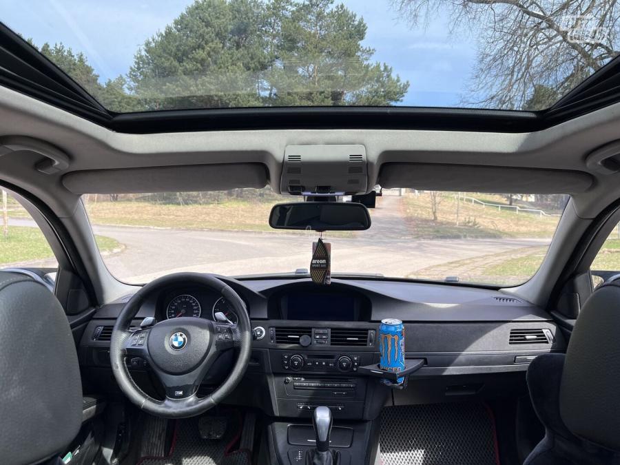 Black BMW 320 2005 in Vilnius, with an engine capacity of 2.00 L and mileage of 449 thousand km for 4400 €, photo 9 on AUTOMOTO.COM.LV