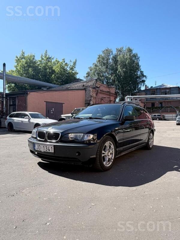 Черный БМВ 320 2005 в Рига, объемом двигателя 2.00 л и пробегом 322 тыс. км за 2200 €, фото 1 на AUTOMOTO.COM.LV