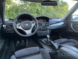 Melns BMW 320 2005 Tukums, ar dzinēja tilpumu 2.00 L un nobraukumu 0 tūkst. km par 2900 €, foto 9 vietnē AUTOMOTO.COM.LV