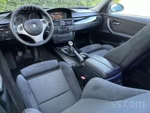 Melns BMW 320 2005 Tukums, ar dzinēja tilpumu 2.00 L un nobraukumu 0 tūkst. km par 2900 €, foto 10 vietnē AUTOMOTO.COM.LV