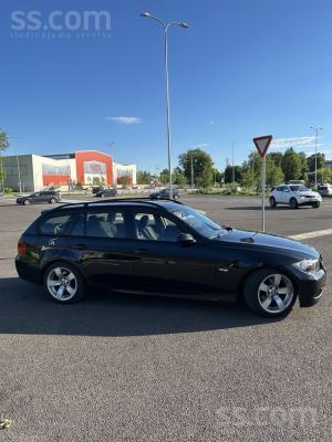Черный БМВ 320 2005 в Елгава, объемом двигателя 2.00 л и пробегом 408 тыс. км за 2750 €, фото 3 на AUTOMOTO.COM.LV