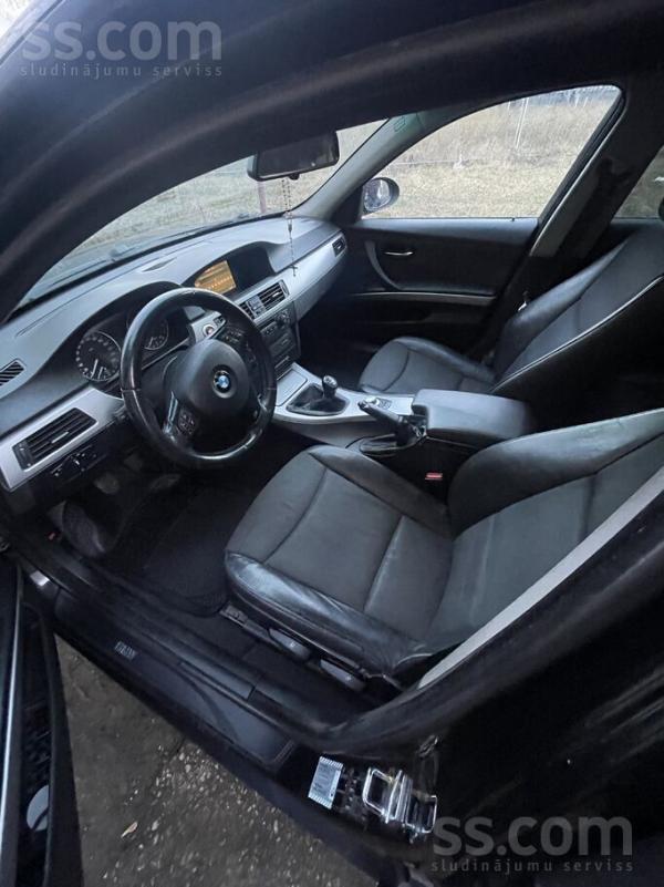 Melns BMW 320 2005 Rīga, ar dzinēja tilpumu 2.00 L un nobraukumu 366 tūkst. km par 2200 €, foto 7 vietnē AUTOMOTO.COM.LV