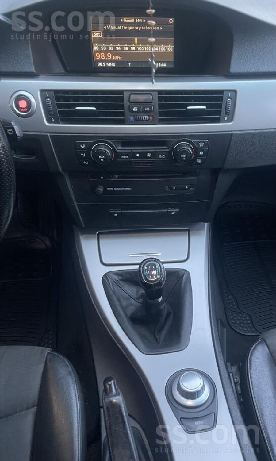 Melns BMW 320 2005 Rīga, ar dzinēja tilpumu 2.00 L un nobraukumu 366 tūkst. km par 2200 €, foto 11 vietnē AUTOMOTO.COM.LV