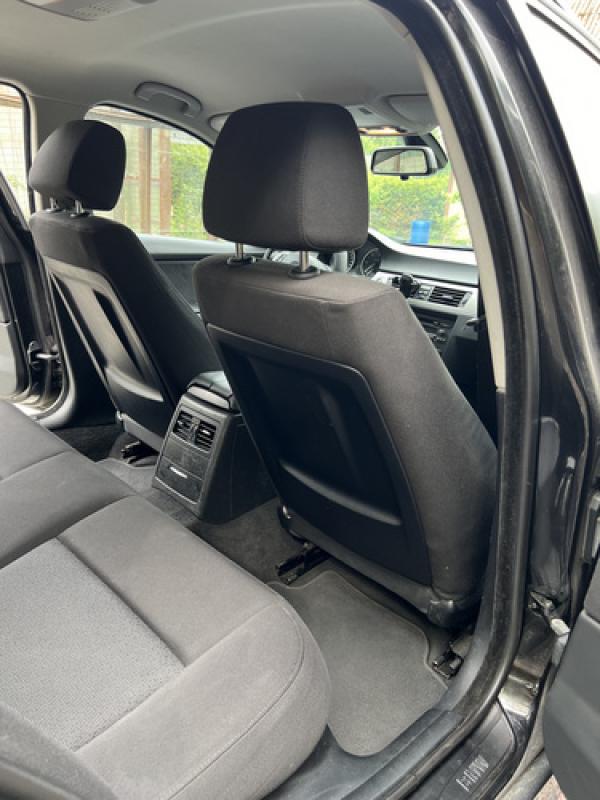 Melns BMW 320 2005 Tallina, ar dzinēja tilpumu 2.00 L un nobraukumu 306 tūkst. km par 4000 €, foto 10 vietnē AUTOMOTO.COM.LV