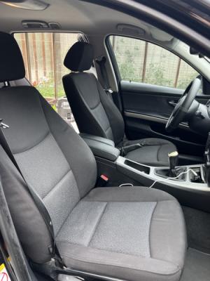 Black BMW 320 2005 in Tallinn, with an engine capacity of 2.00 L and mileage of 306 thousand km for 4000 €, photo 14 on AUTOMOTO.COM.LV