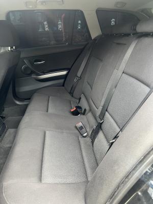 Black BMW 320 2005 in Tallinn, with an engine capacity of 2.00 L and mileage of 306 thousand km for 4000 €, photo 24 on AUTOMOTO.COM.LV