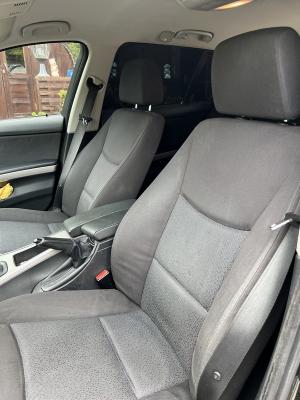 Black BMW 320 2005 in Tallinn, with an engine capacity of 2.00 L and mileage of 306 thousand km for 4000 €, photo 27 on AUTOMOTO.COM.LV