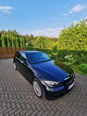 Black BMW 320 2005 in Kaunas, with an engine capacity of 2.00 L and mileage of 350 thousand km for 2800 €, photo  on AUTOMOTO.COM.LV